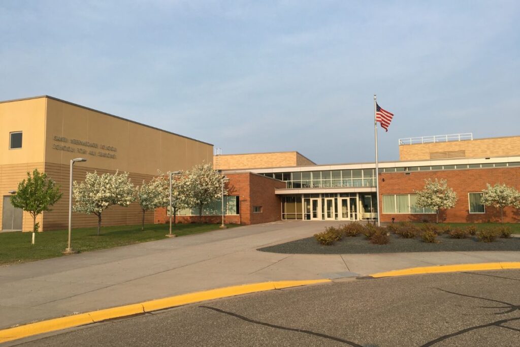 List of Best Schools in Abu Dhabi 2025 - Arab Air Sports